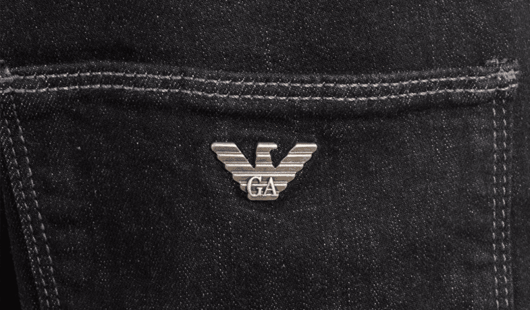 Armani Logo Design - significato, storia ed evoluzione | Turbologo